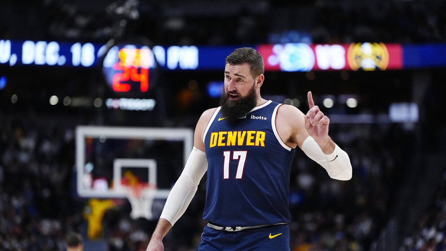 J.Valančiūnas neužbaigė rungtynių, bet „Nuggets“ laimėjo per pratęsimą ...